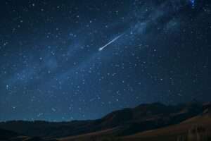 What Do Meteor Showers Look Like? A Celestial Spectacle - Cristalogia ...